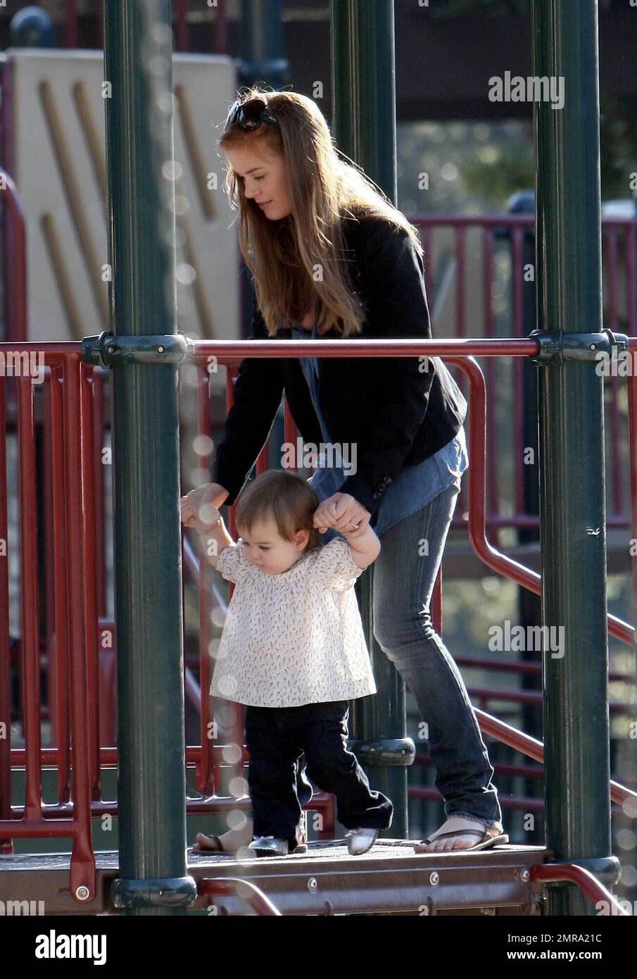 Actress Isla Fisher plays with her adorable daughter Olive Cohen, who ...