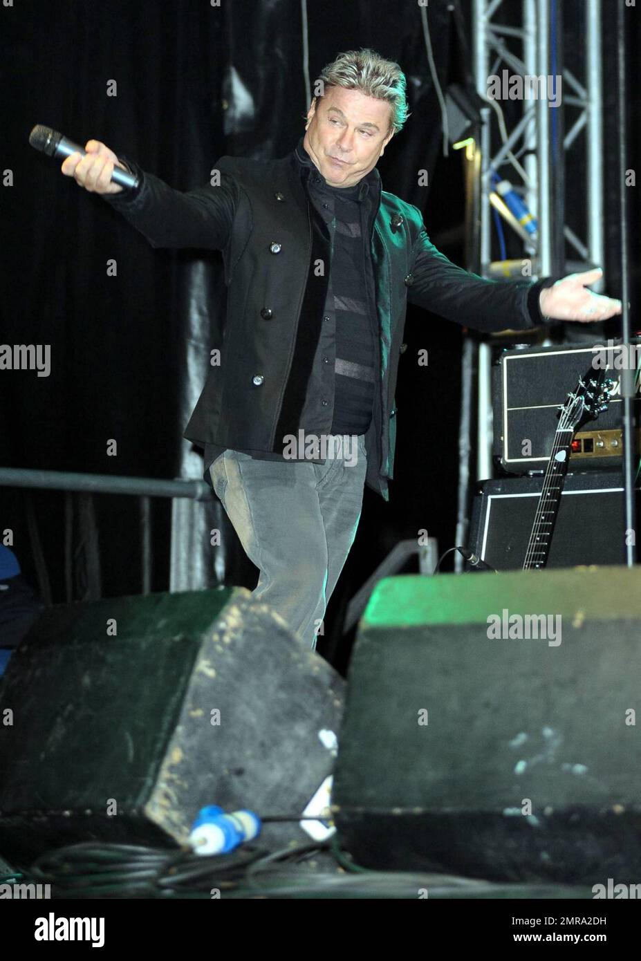 David Van Day and his new wife perform live at the Isle of Wright ...