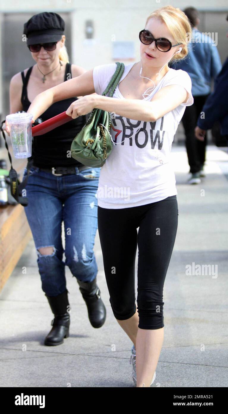 EXCLUSIVE!! The beautiful and fit-looking "Coyote Ugly" star Izabella ...
