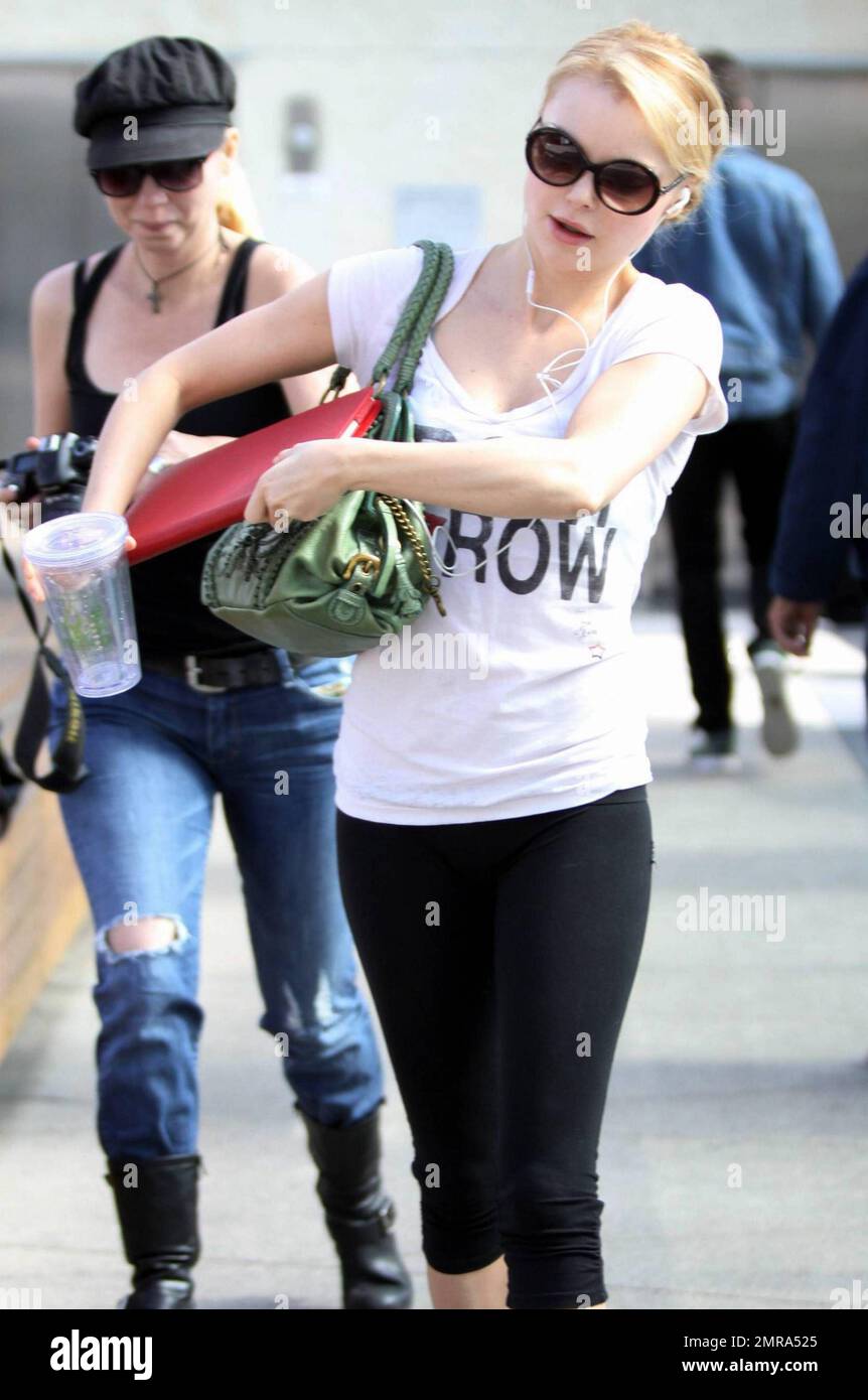 EXCLUSIVE!! The beautiful and fit-looking "Coyote Ugly" star Izabella ...