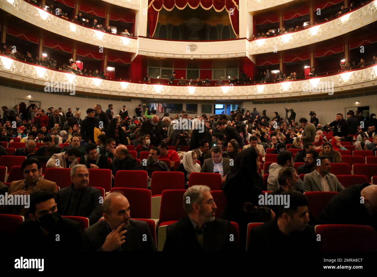 Islamic art for theater hi-res stock photography and images - Alamy