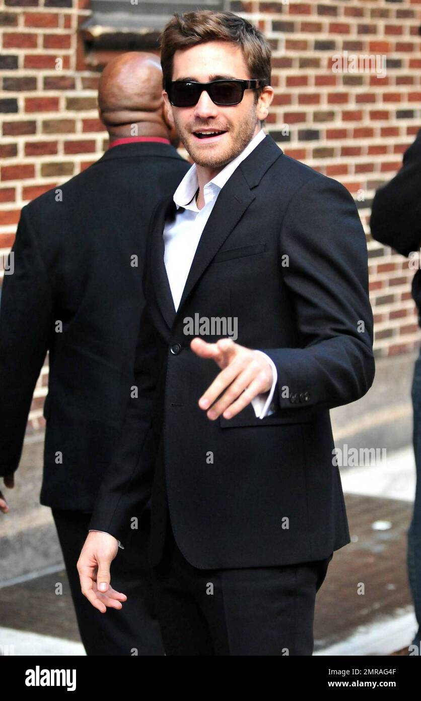 Actor Jake Gyllenhaal poses for photos outside the "Late Show with ...