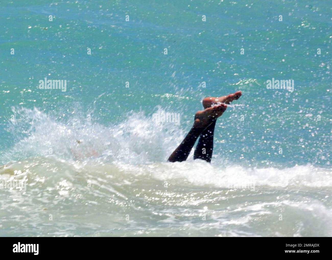 Exclusive!! French Actor Jamel Debbouze seems to enjoy Miami Beach's ...
