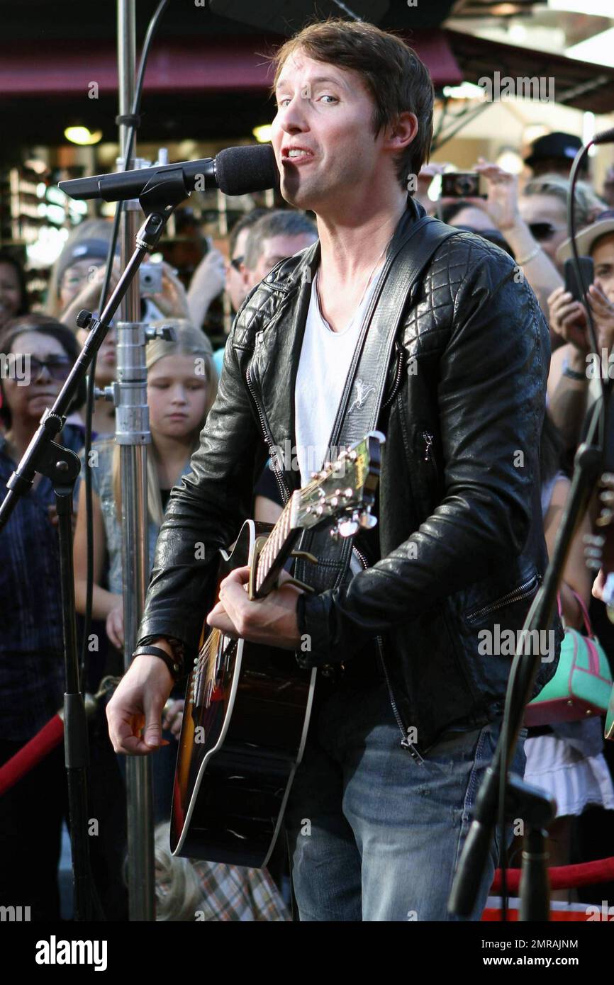 UK singer-songwriter James Blunt performs live in concert at The Grove ...