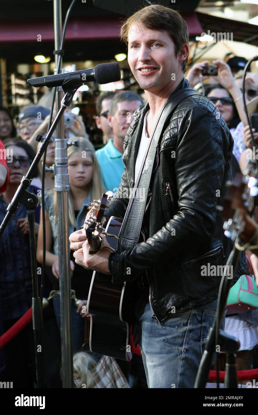UK singer-songwriter James Blunt performs live in concert at The Grove ...