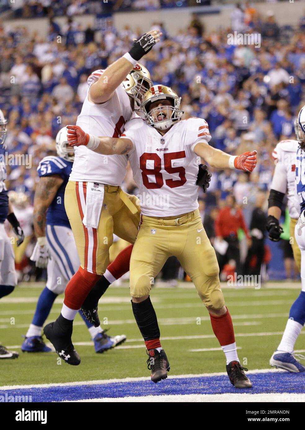 San Francisco 49ers' George Kittle (85) celebrates a five-yard ...