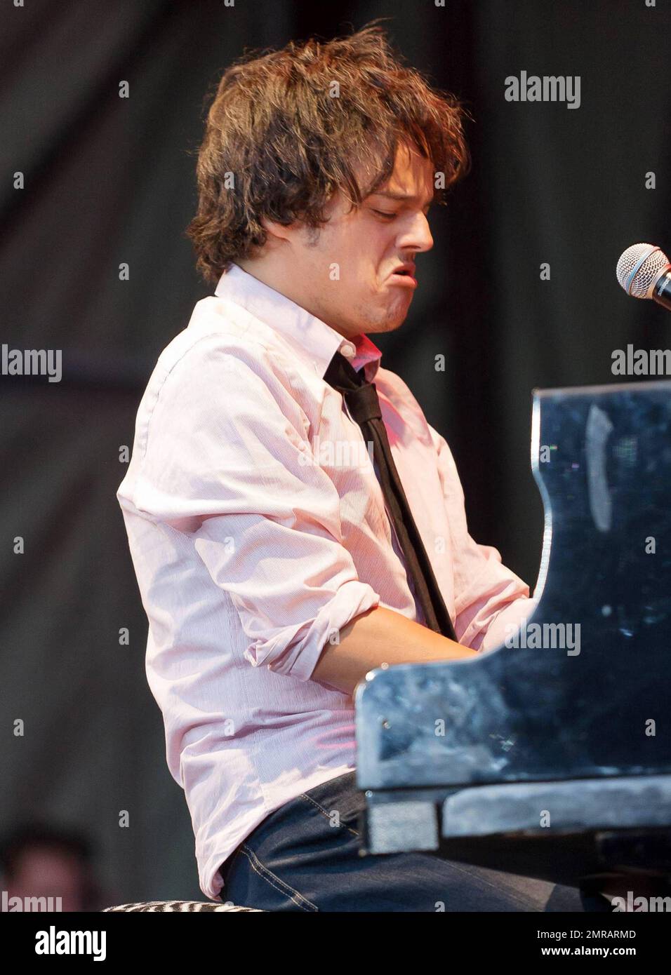 Pop jazz singer and "Must Be The Music" reality TV show judge Jamie ...