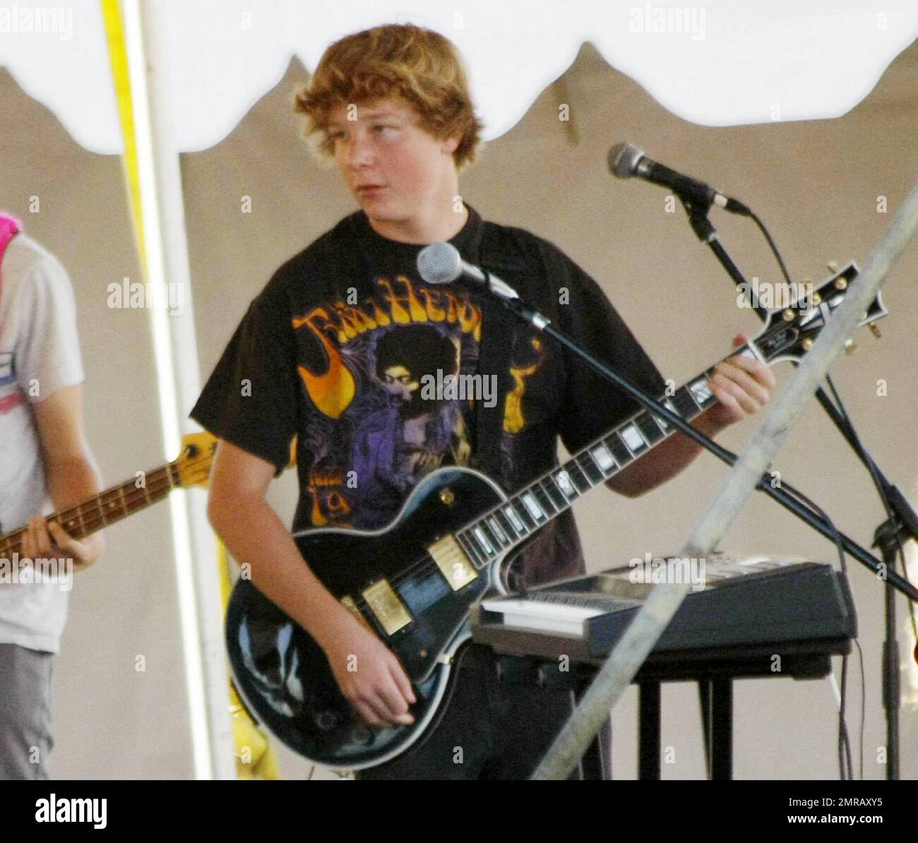 Actress and producer Jane Seymour enjoys a day out with her 15-year-old ...