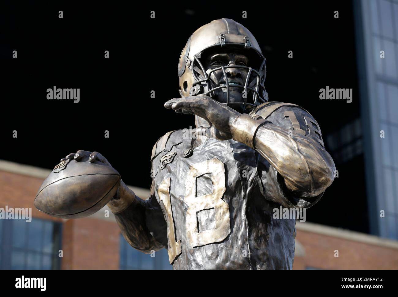 Former Indianapolis Colts quarterback Peyton Manning statue stands ...