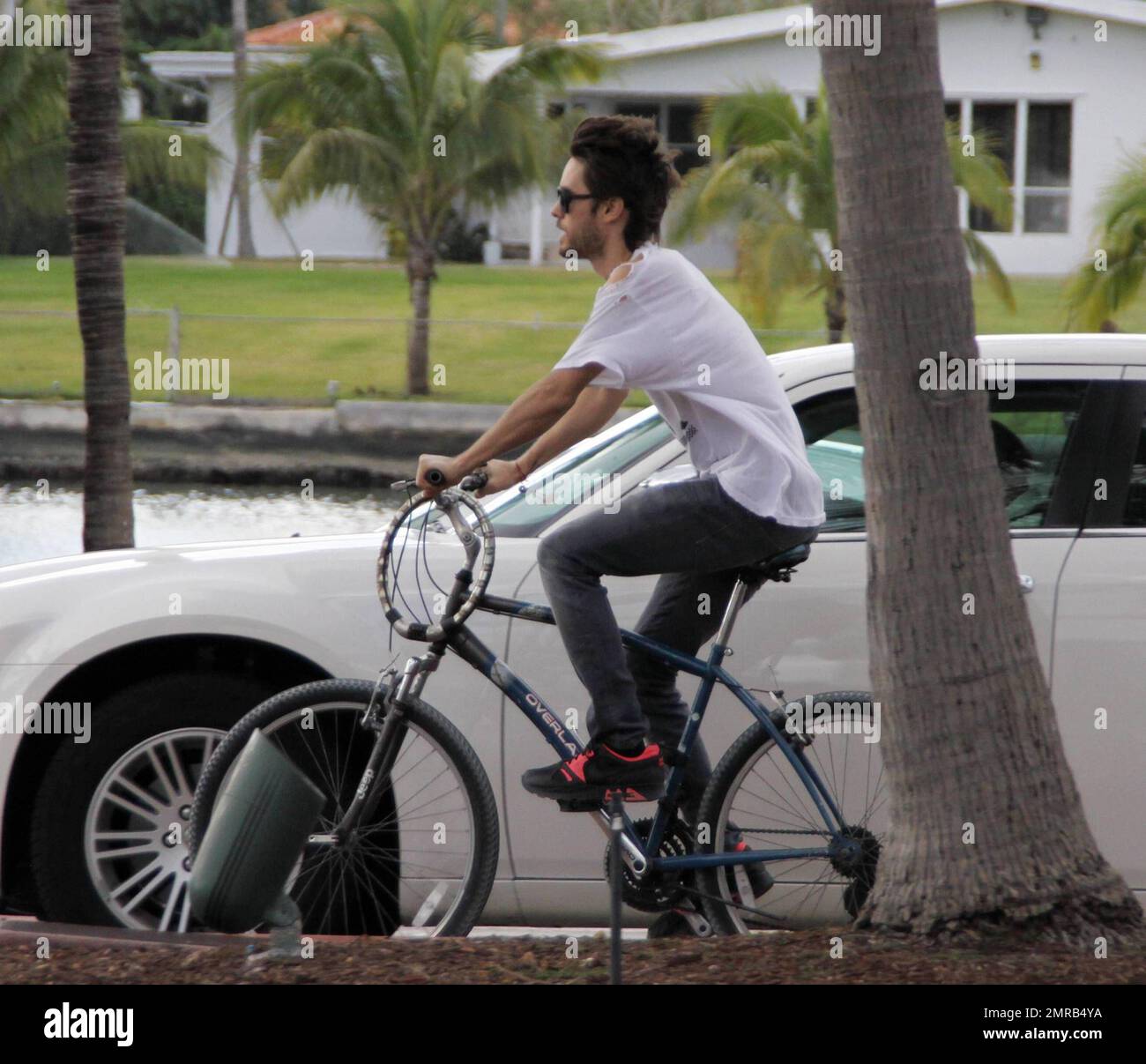 EXCLUSIVE!! Actor turned rock star, Jared Leto, takes a ride on a bike ...