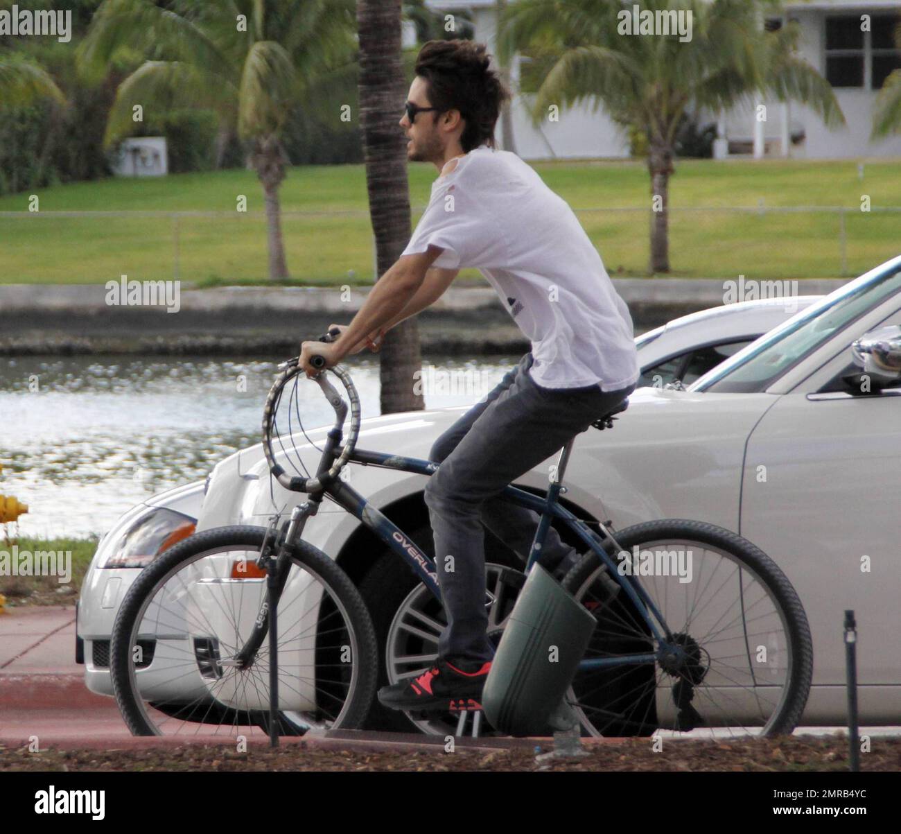 EXCLUSIVE!! Actor turned rock star, Jared Leto, takes a ride on a bike ...