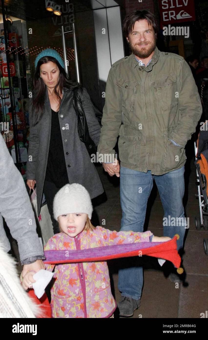 Jason Bateman and wife Amanda Anka get in some holiday shopping at The ...
