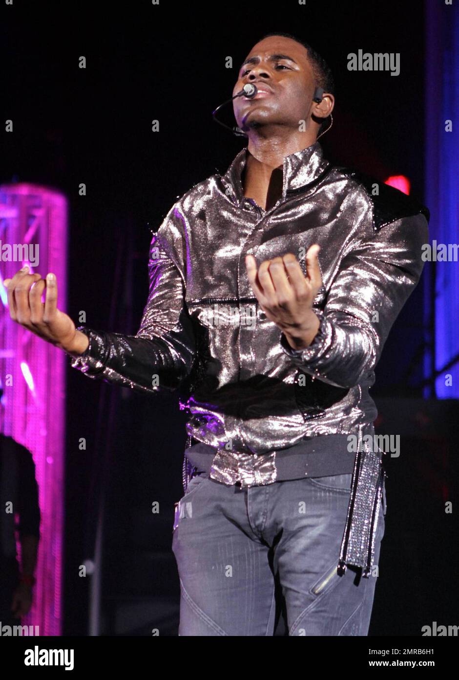 Jason derulo leather jacket hi-res stock photography and images - Alamy