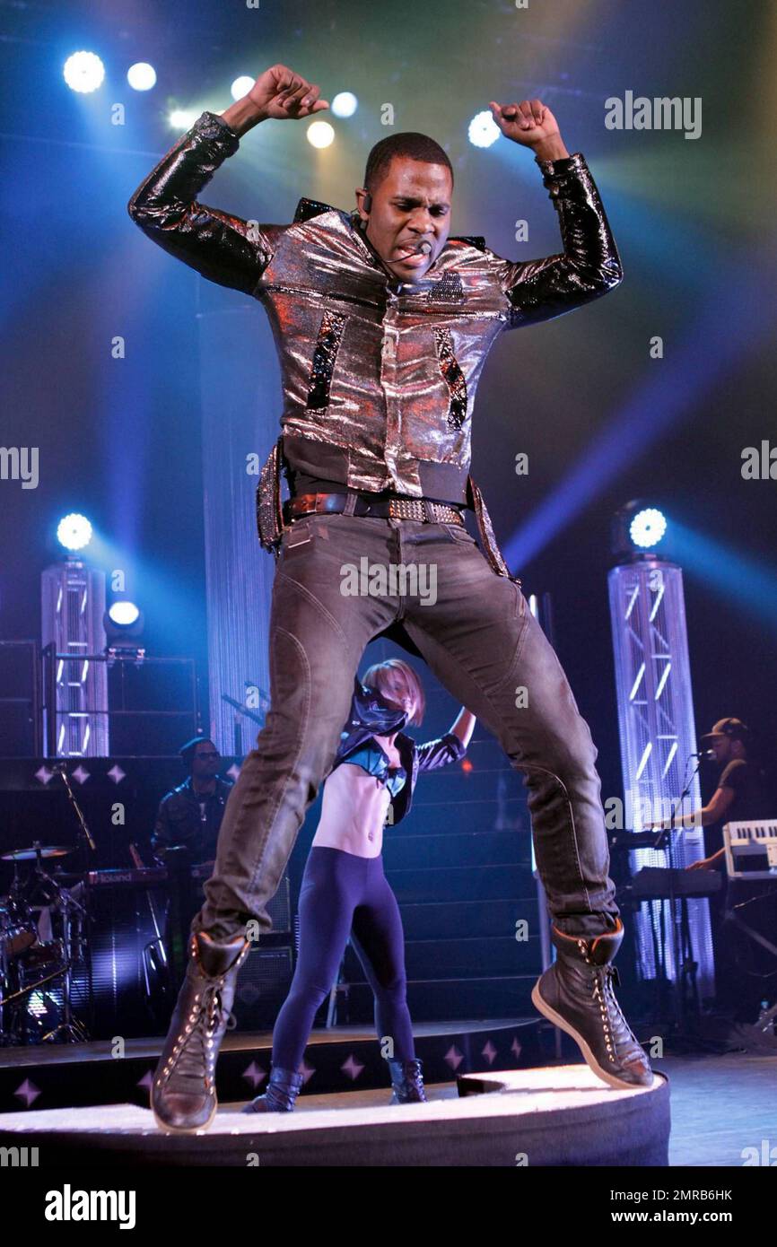 Jason derulo leather jacket hi-res stock photography and images - Alamy