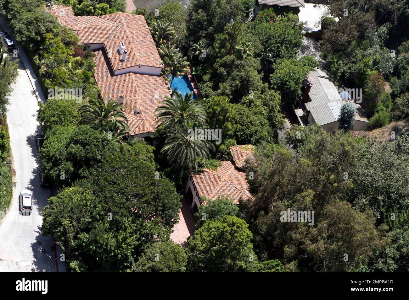 EXCLUSIVE!! Aerial views of the home Jason Statham has reportedly ...