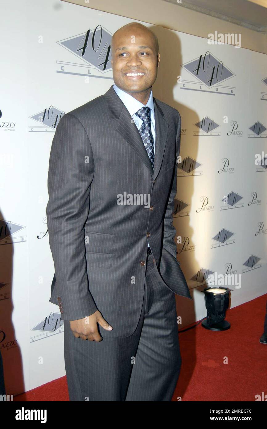 Antoine Walker arrives at the grand opening of Jay-Z's 40/40 Club in ...