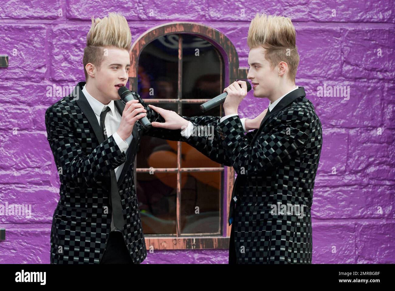 Jedward 2009 hi-res stock photography and images - Alamy