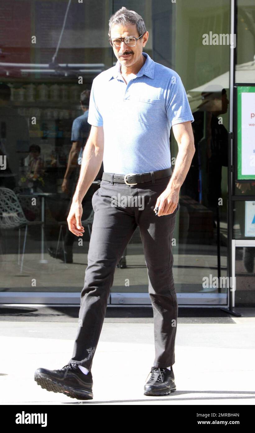 EXCLUSIVE!! Actor Jeff Goldblum looks slim and trim in a tight-fitting ...