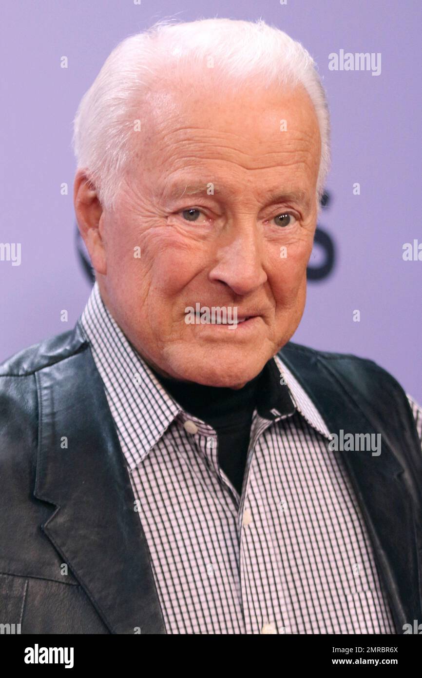 Lyle Waggoner arrives at the "The Carol Burnett 50th Anniversary ...