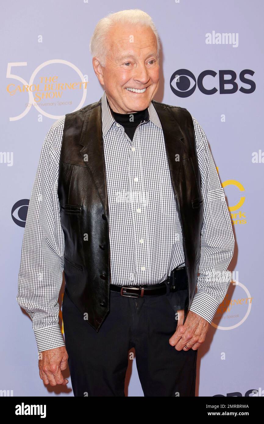 Lyle Waggoner arrives at the "The Carol Burnett 50th Anniversary ...
