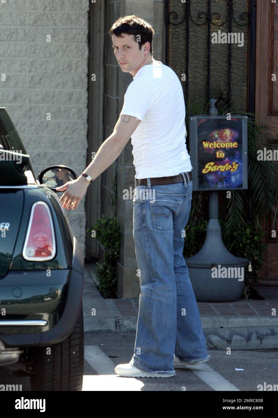 Exclusive!! Jennifer Love Hewitt and her Scottish born beau, Ross ...