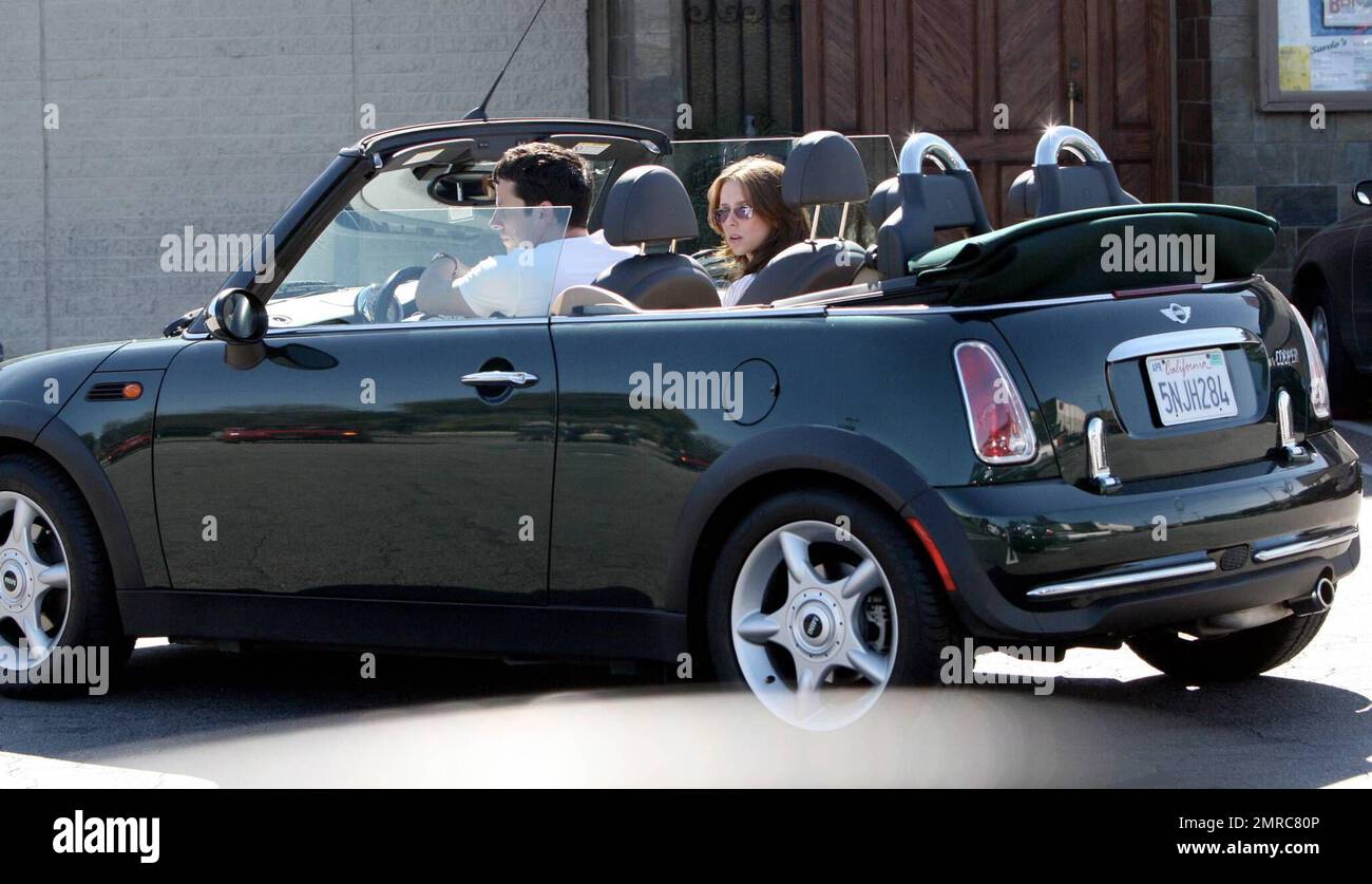 Exclusive!! Jennifer Love Hewitt and her Scottish born beau, Ross ...