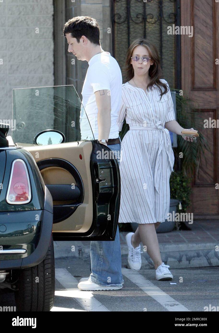 Exclusive!! Jennifer Love Hewitt and her Scottish born beau, Ross ...