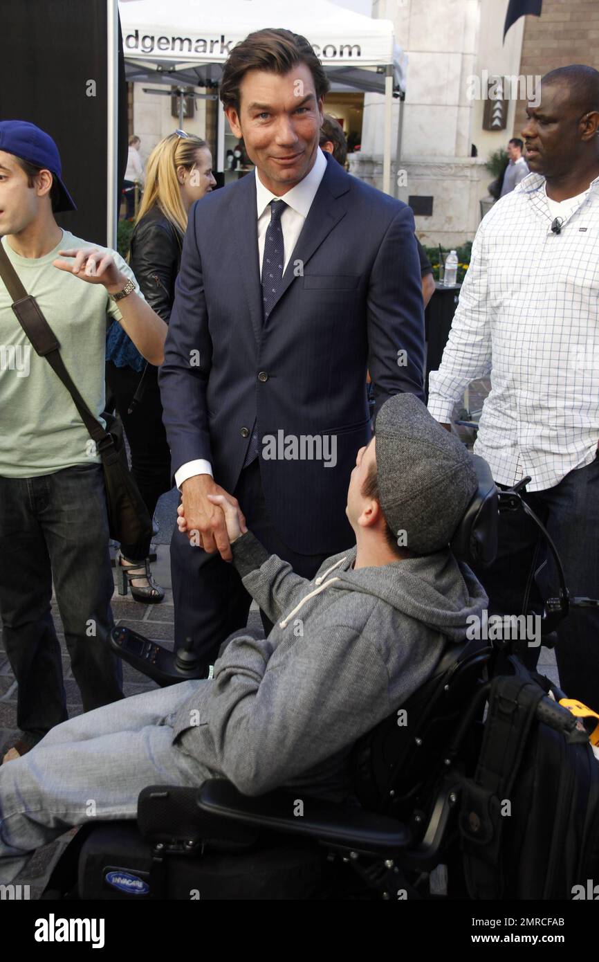 Jerry O'Connell makes an appearance at The Grove for an interview with ...