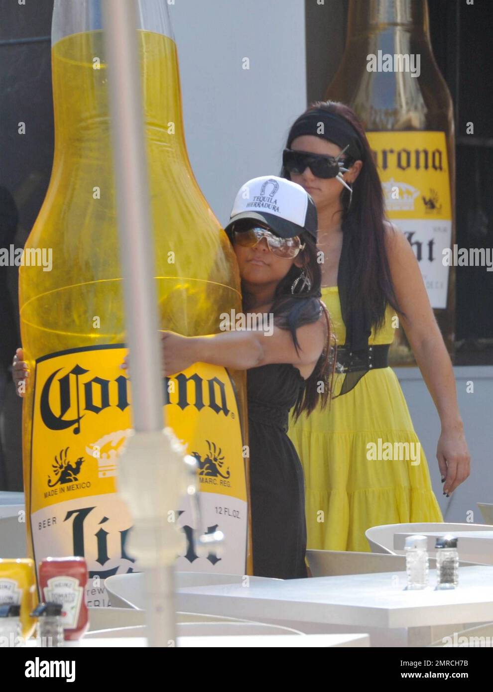 Nicole "Snooki" Polizzi, Jenni "J-Woww" Farley, Mike "The Situation ...