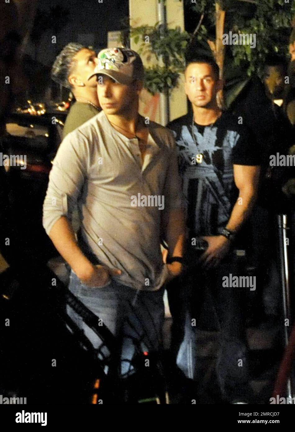 EXCLUSIVE!! The cast of MTV's "Jersey Shore" heads out for a night of ...