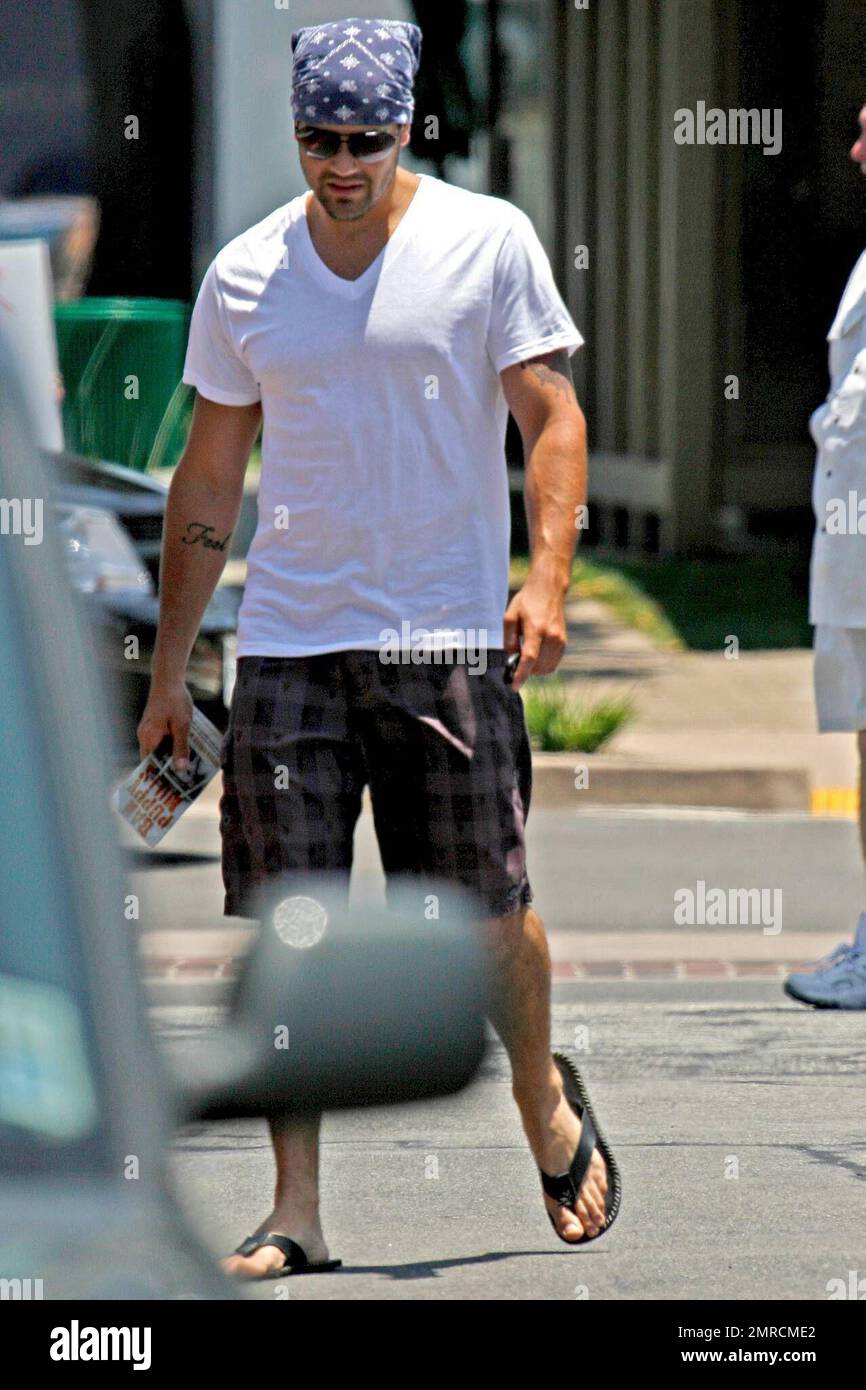 "Desperate Housewives" star Jesse Metcalf was super casual today as he ...