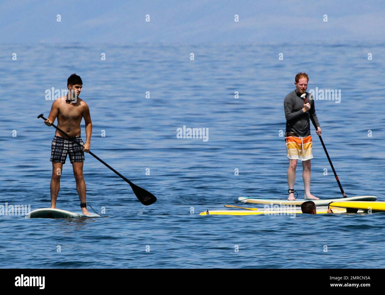 "Modern Family" star Jesse Tyler Ferguson enjoys a day out at the beach ...