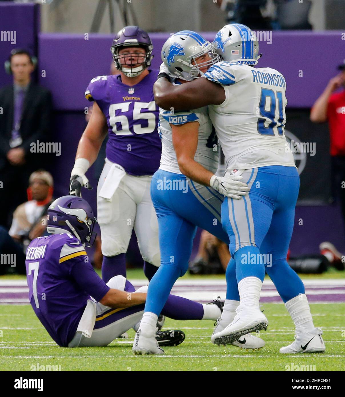 Detroit Lions defensive end Anthony Zettel (69) celebrates with ...