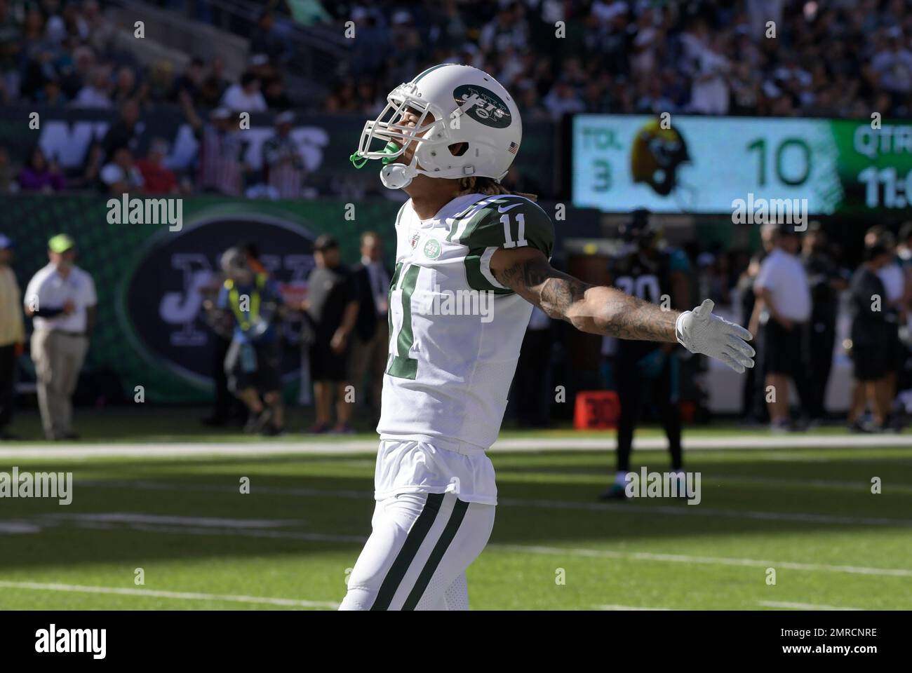 New York Jets' Robby Anderson reacts after a reception during the ...