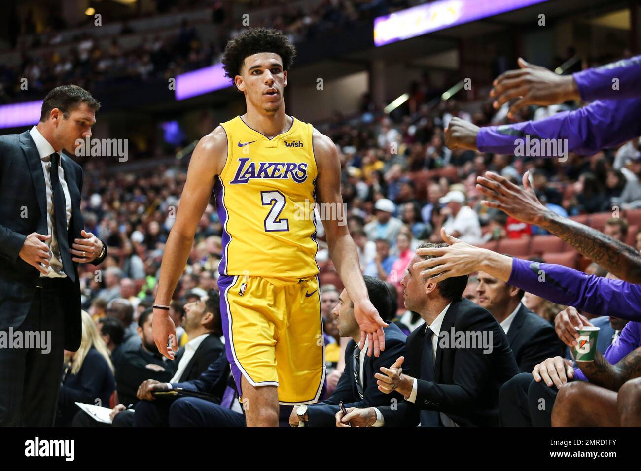 Los Angeles Lakers guard Lonzo Ball greets with teammates during the ...