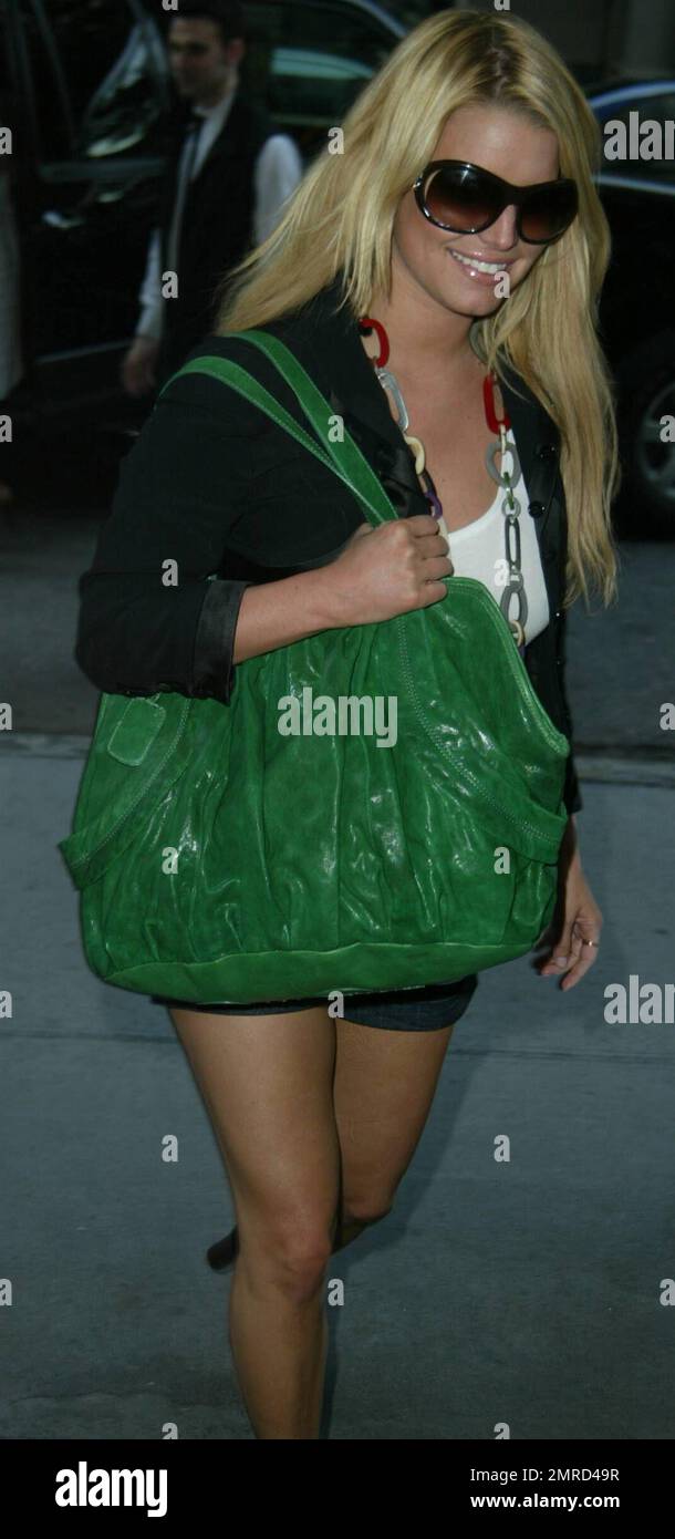 Jessica Simpson returns to her Manhattan hotel, New York, NY, 06/10/08 ...