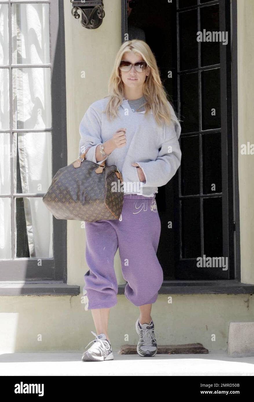 Jessica Simpson looks fit and happy as she leaves the gym, Hollywood ...