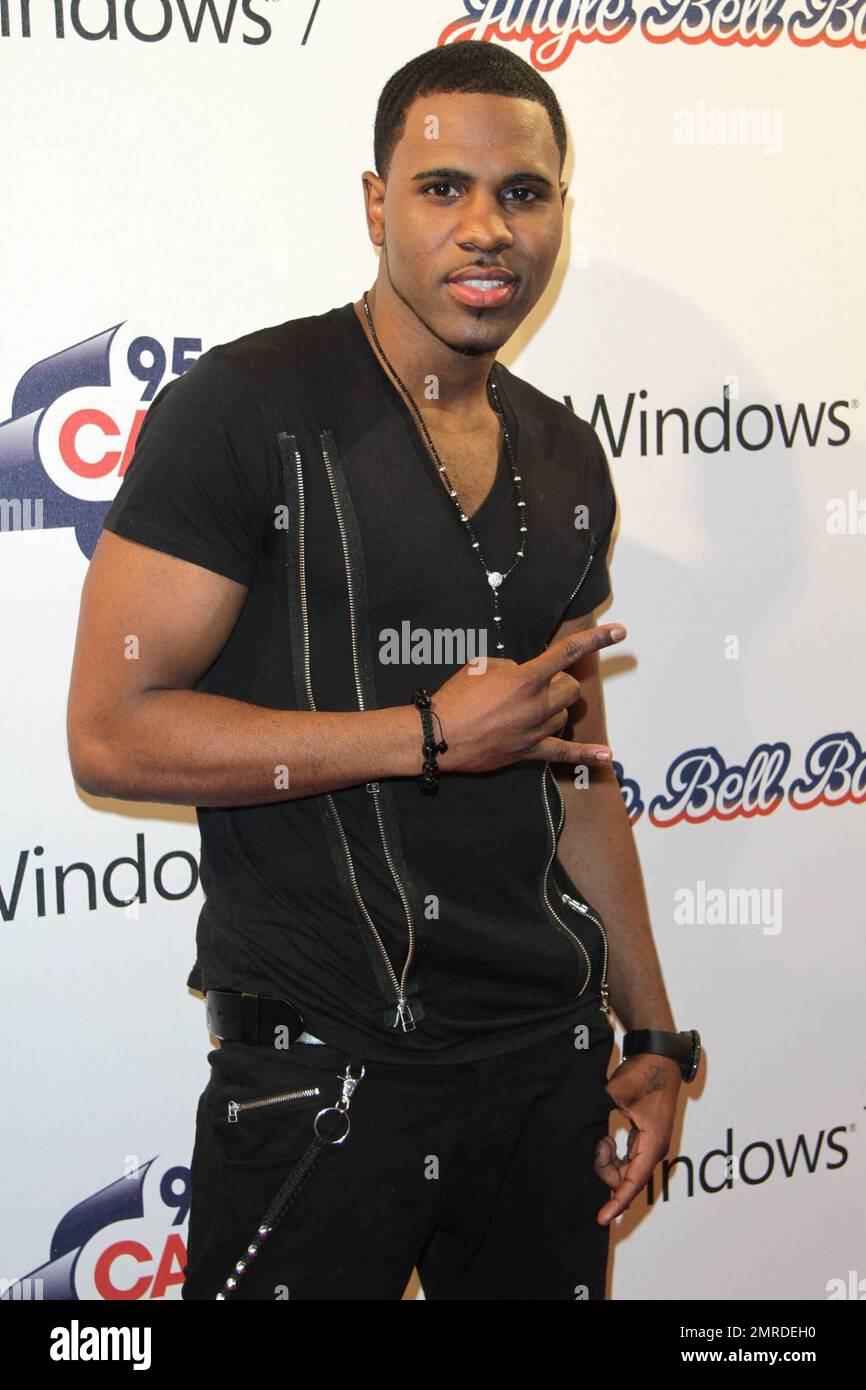 Singer Jason Derulo poses on the red carpet during the Capital FM ...