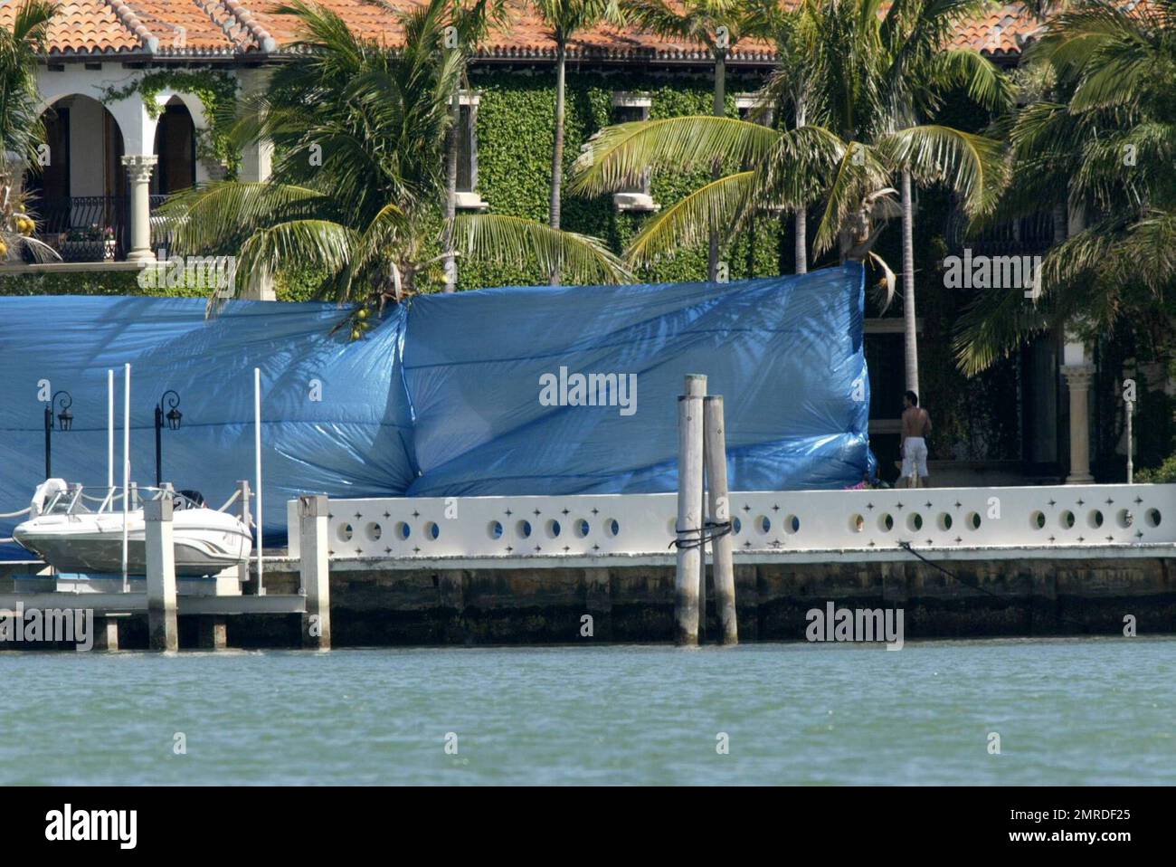 20ft tall hi-res stock photography and images - Alamy