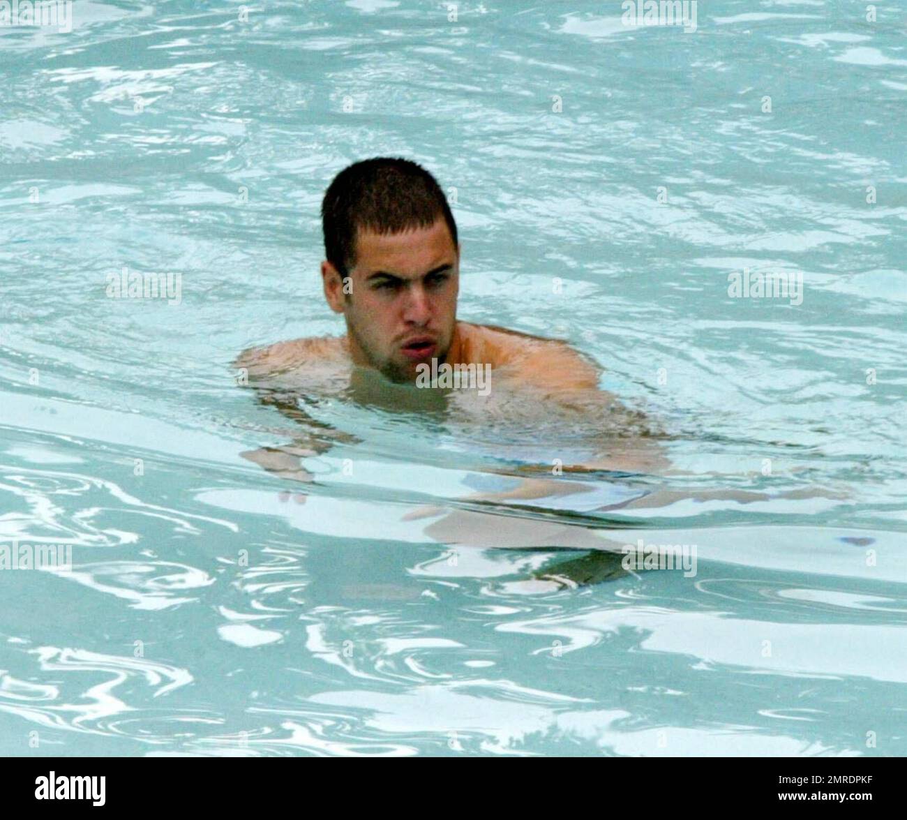 Exclusive!! Chelsea and England midfielder Joe Cole and fiance Carly ...