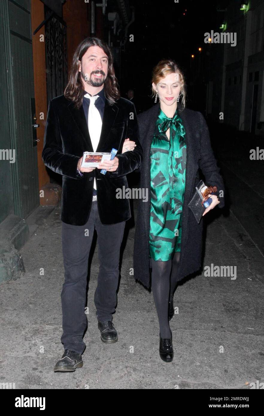 The Foo Fighters' Dave Grohl and wife Jordyn Blum attend rocker Joe ...