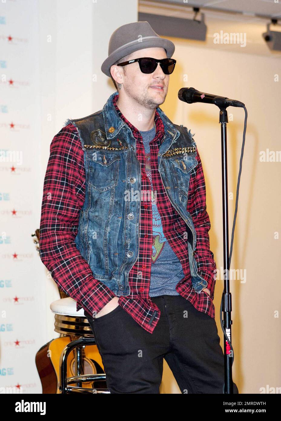Rockers Joel and Benji Madden of Good Charlotte perform their final ...