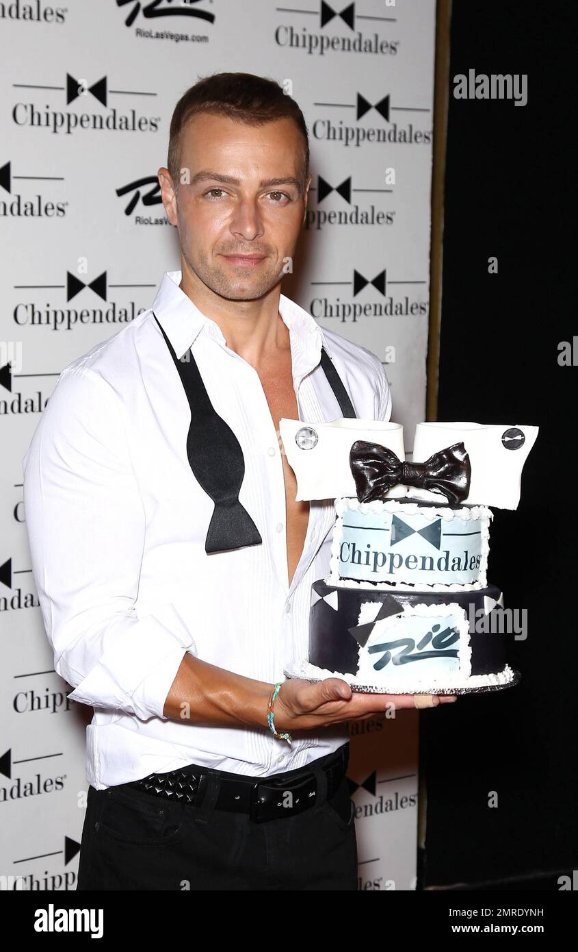 Chippendales introduces its newest guest host Joey Lawrence at the ... Chippendales introduces its newest guest host Joey Lawrence at the ...
