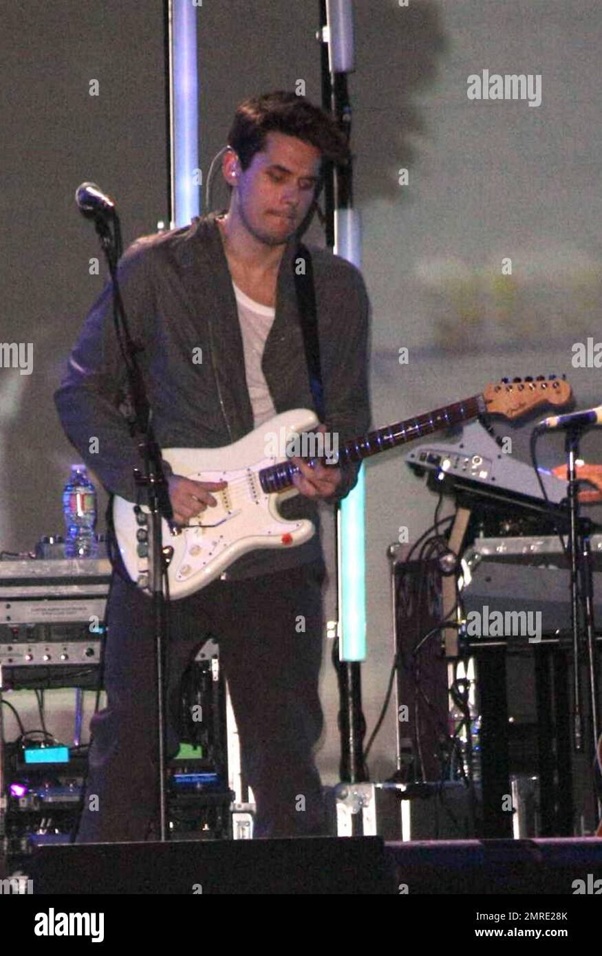 EXCLUSIVE!! John Mayer rehearses for an appearance on Jimmy Kimmel live ...