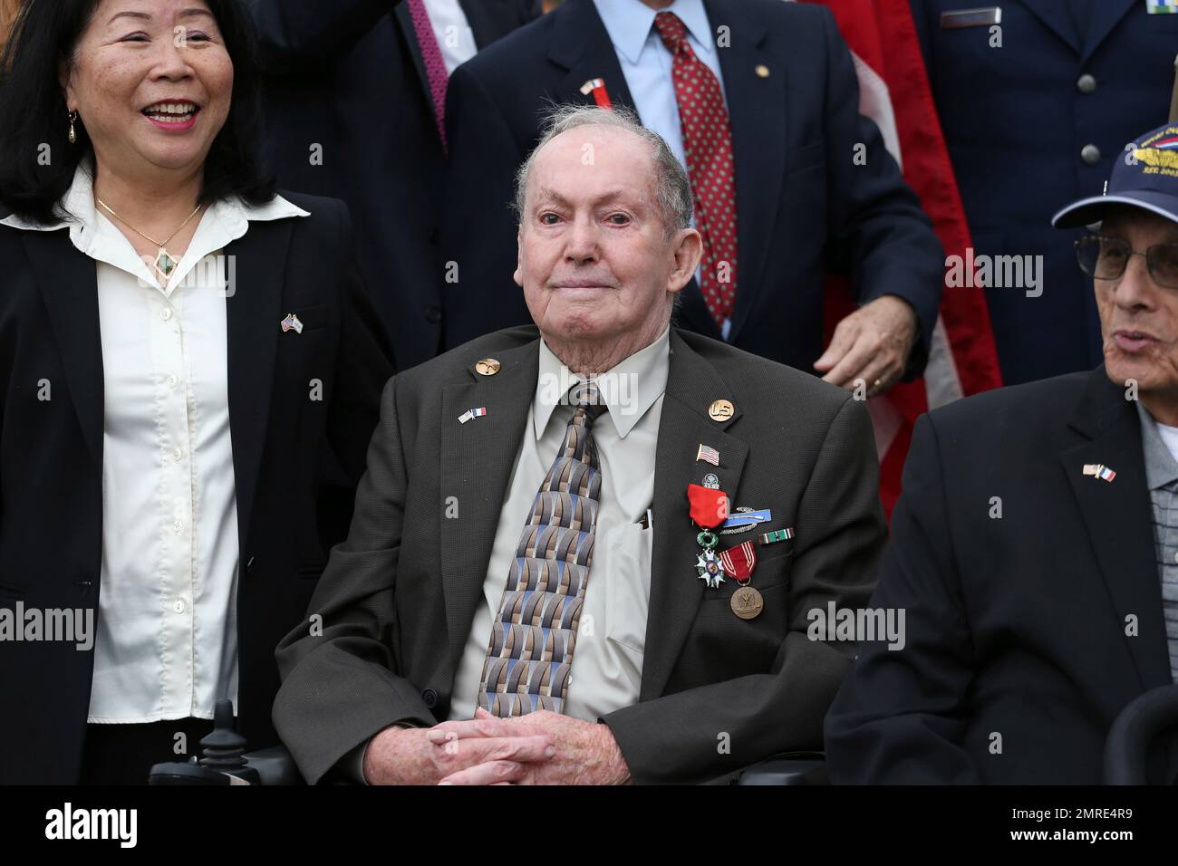 Technicina 4th Grade Walter E. Easley of the U.S. Army is among 10 ...