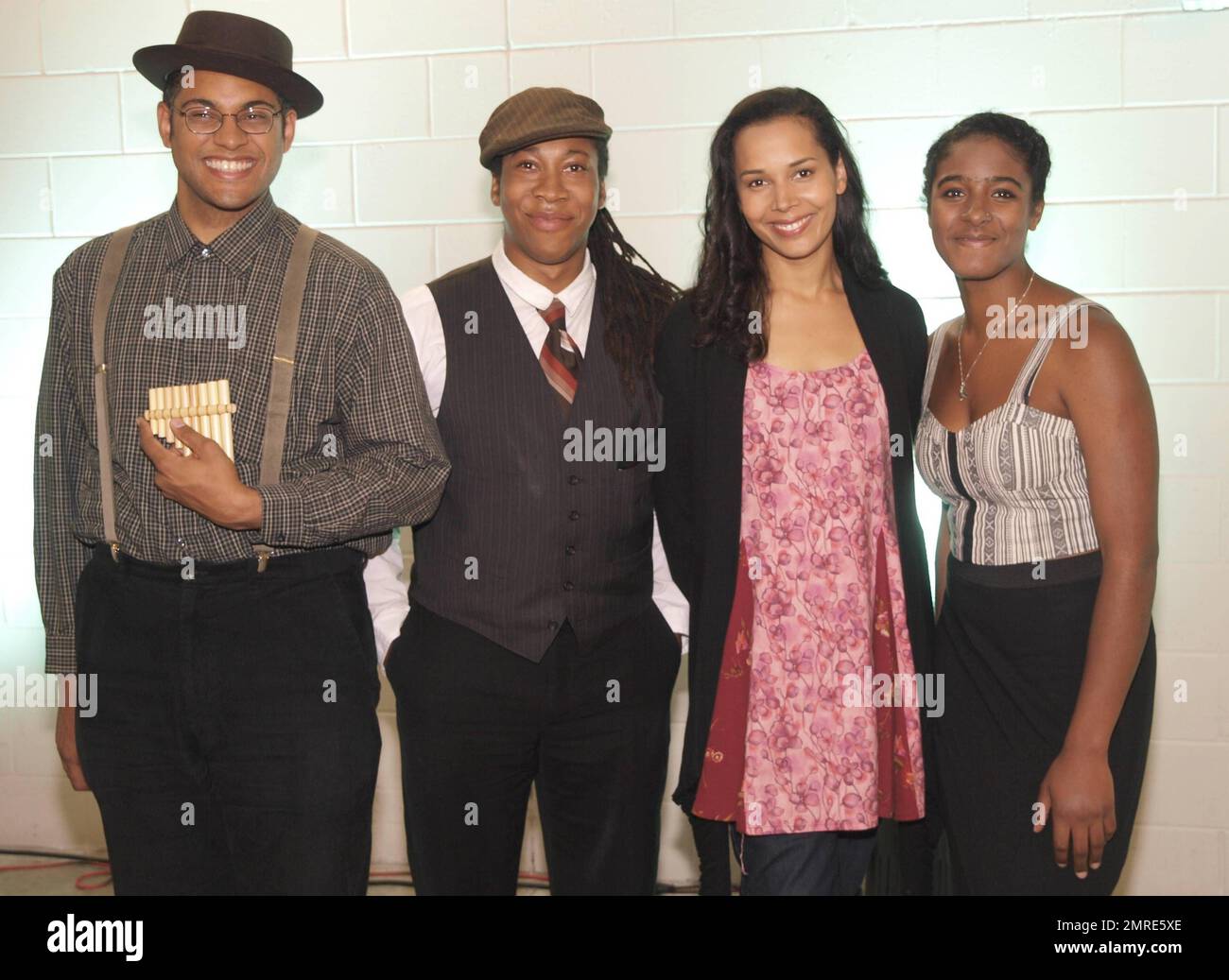 Dom Flemons, Hubby Jenkins, and Rhiannon Giddens of the band 'Carolina ...