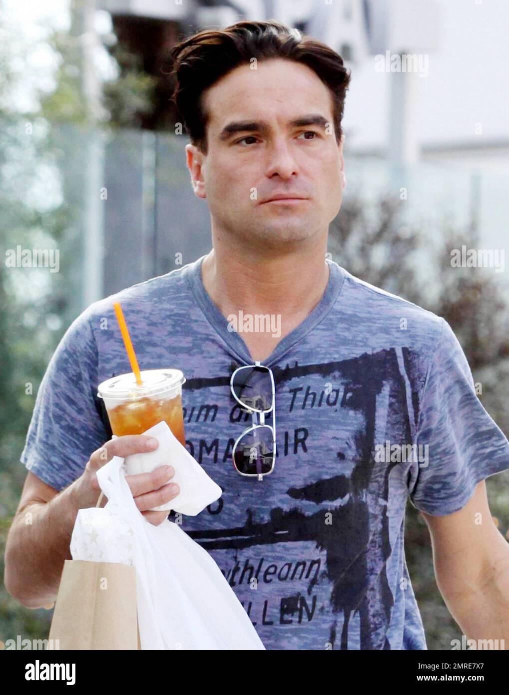 EXCLUSIVE!! Johnny Galecki of the Golden Globe nominated TV series "The ...
