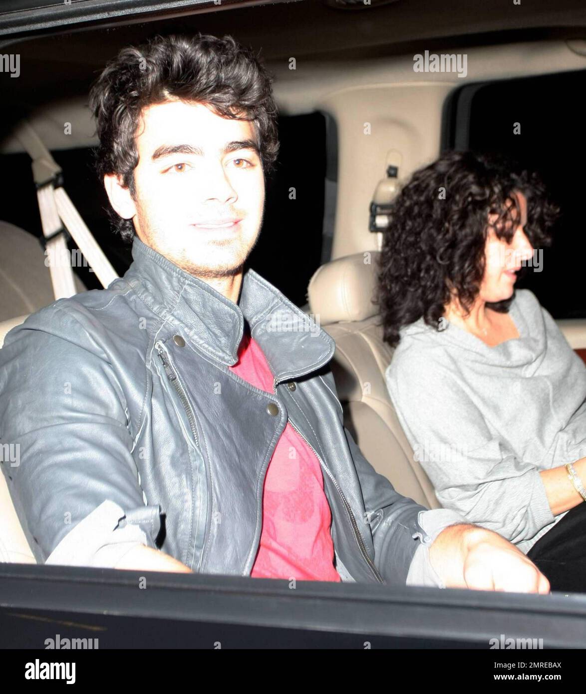 EXCLUSIVE!! Jonas Brothers sign autographs for fans in the parking ...