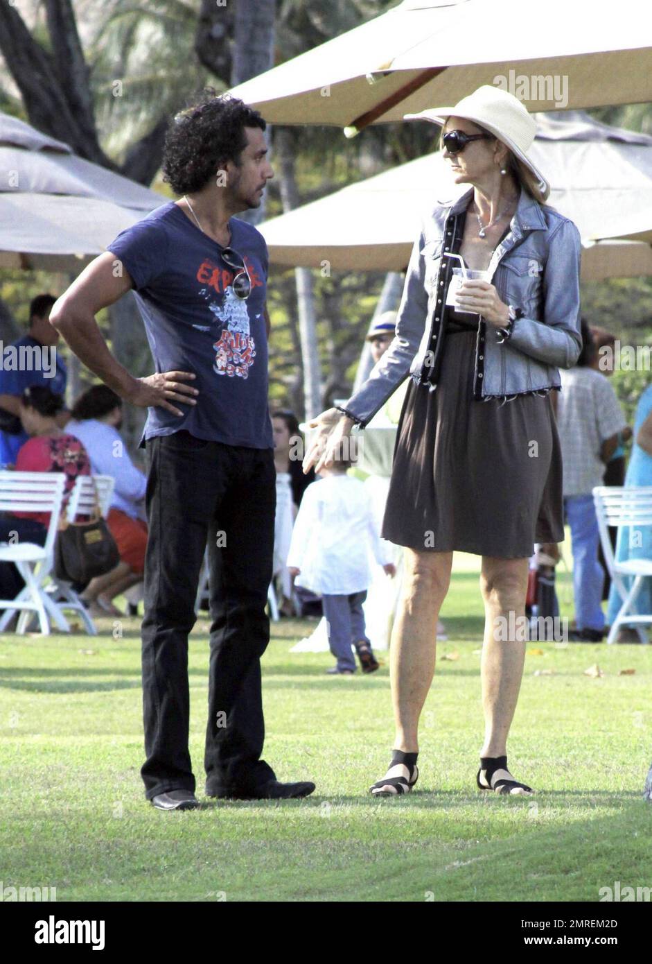 Naveen Andrews Girlfriend