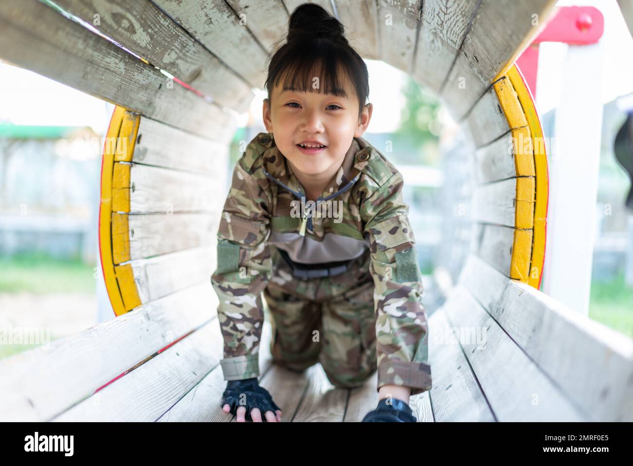 Happy girl playing cs Stock Photo - Alamy